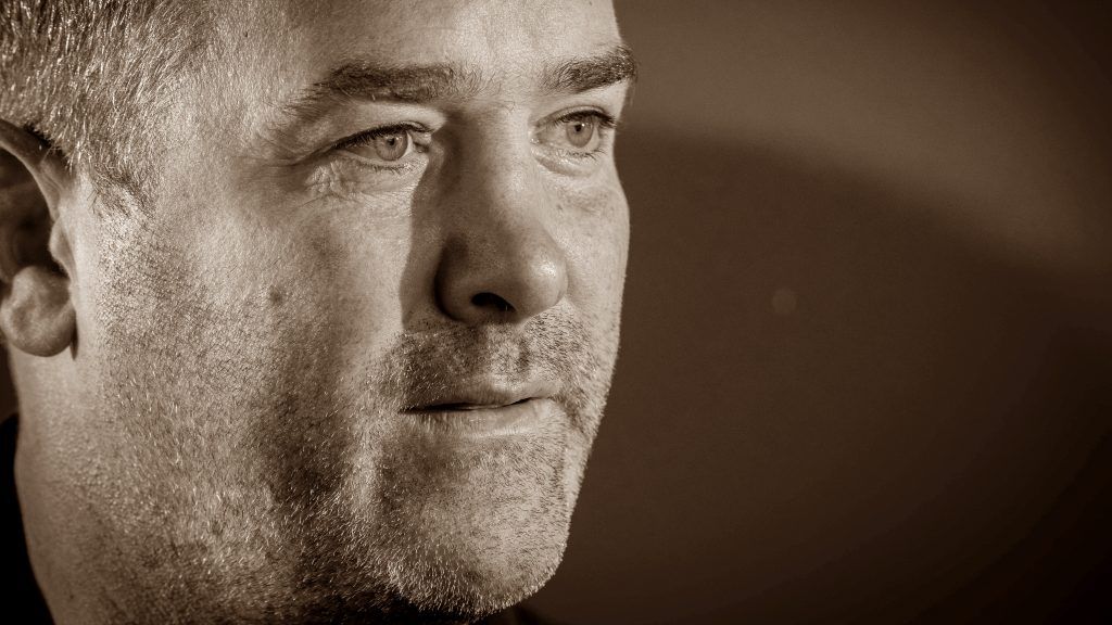 Former team-mate Tyrone Howe pays tearful tribute to Anthony Foley on ...